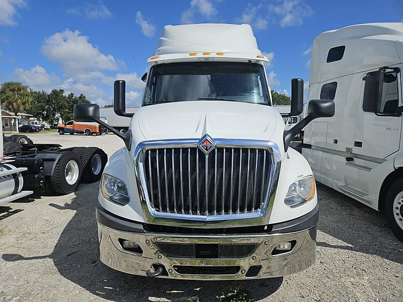 2018 International LT625 For Sale | 48" Sleeper | # 13091