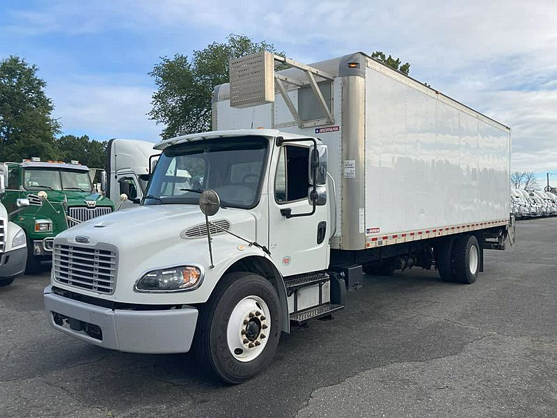 2020 Freightliner M2 106 For Sale | 26' Box | #274183