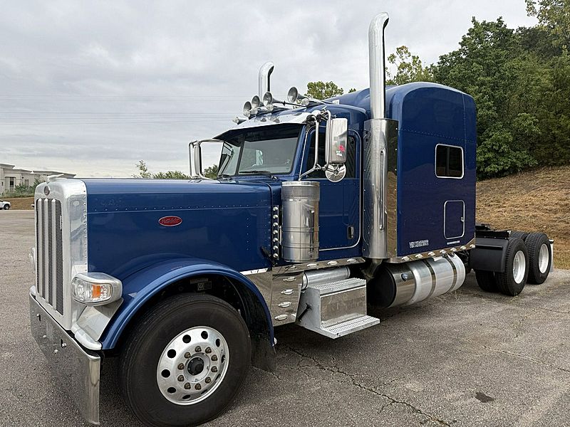 2019 Peterbilt Sleeper Trucks For Sale (New & Used)