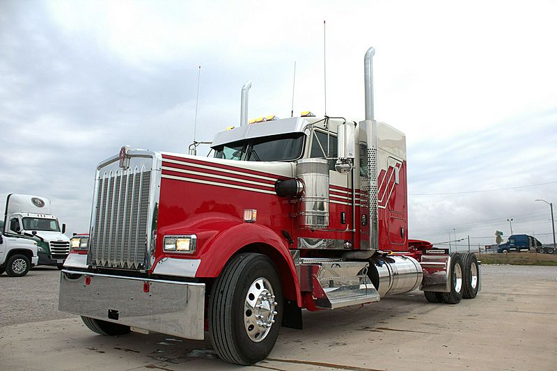 2026 Kenworth W900L For Sale | 62" Sleeper | #0609137