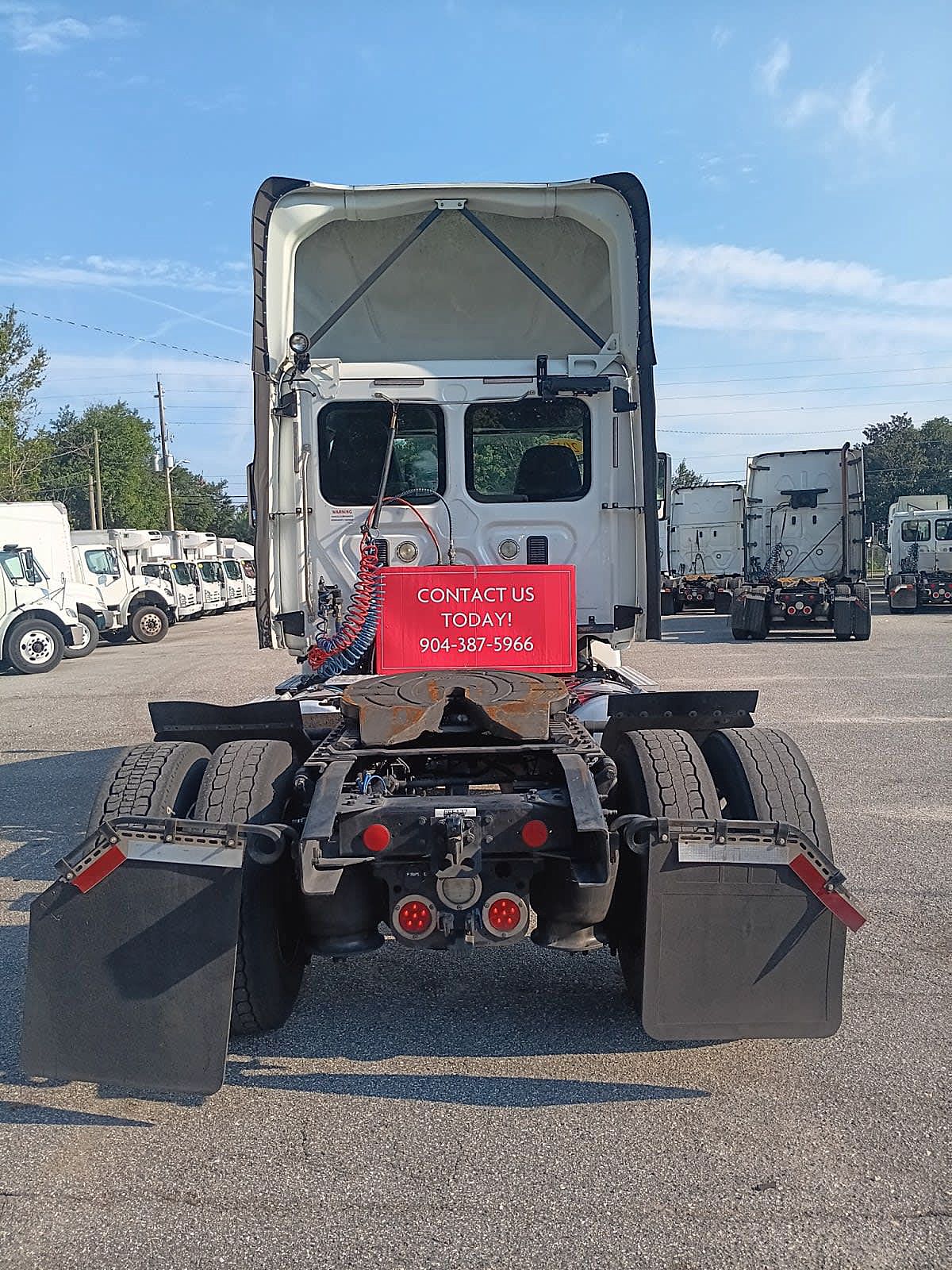2017 Freightliner CASCADIA 113 For Sale | Day Cab | #665177