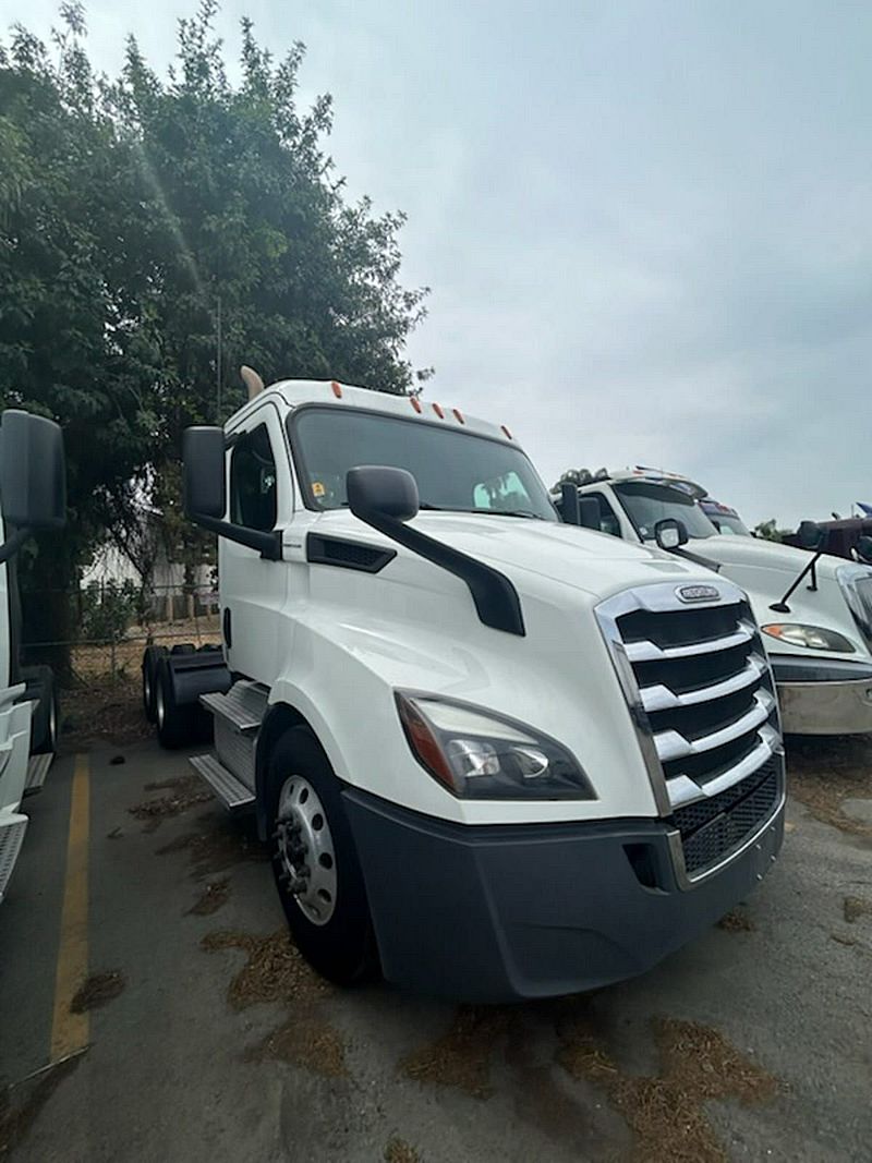 2019 Freightliner NEW CASCADIA 116 For Sale | Day Cab | #879217