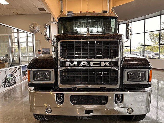 2022 Mack Pinnacle PI64T M778 For Sale | Daycab Sleeper | #5965