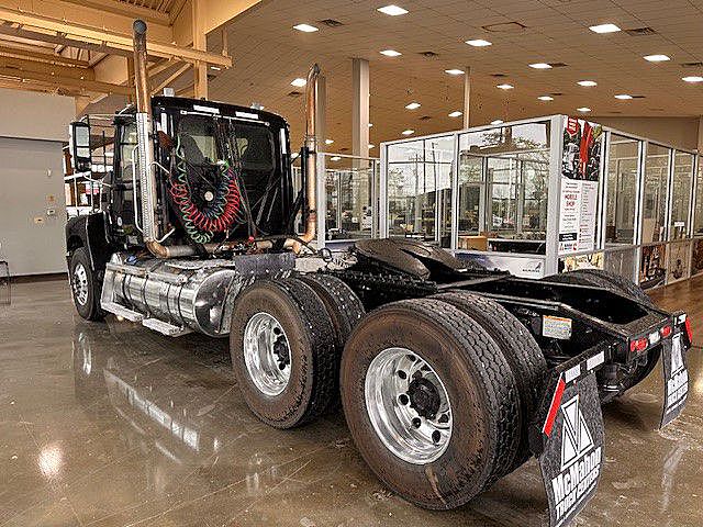 2022 Mack Pinnacle PI64T M778 For Sale | Daycab Sleeper | #5965