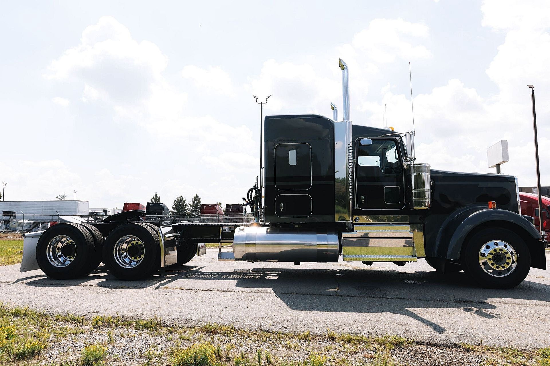 2026 Kenworth W900L For Sale | 62" Sleeper | #0609057