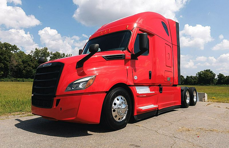 2023 Freightliner EVOLUTION126 For Sale | 72" Sleeper | #0609551