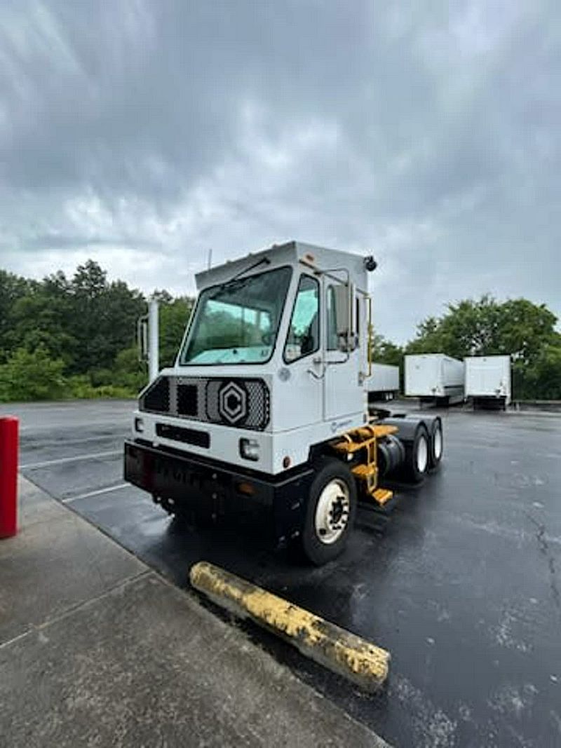 2019 Capacity Yard Spotters For Sale (New & Used)