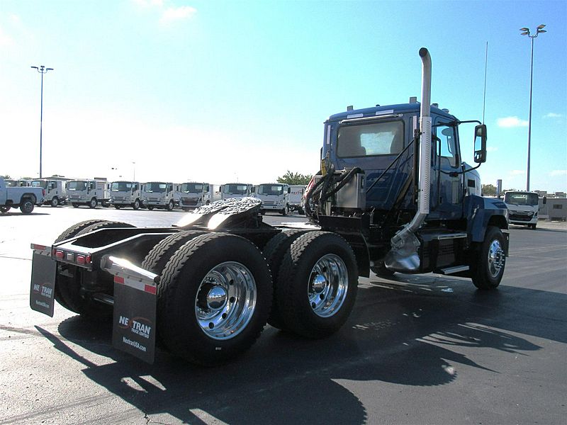 2022 Mack Pinnacle PI64T For Sale | Day Cab | # 15PI015721