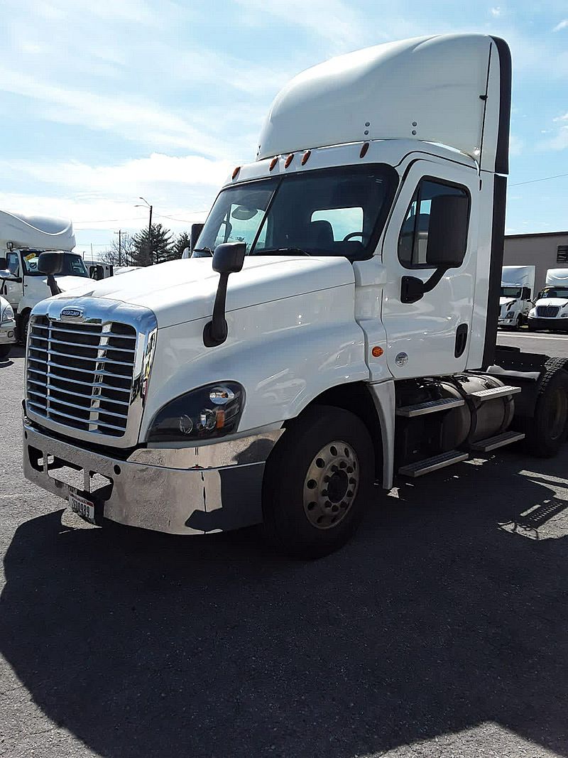 2018 Freightliner CASCADIA 125 For Sale | Day Cab | #769004