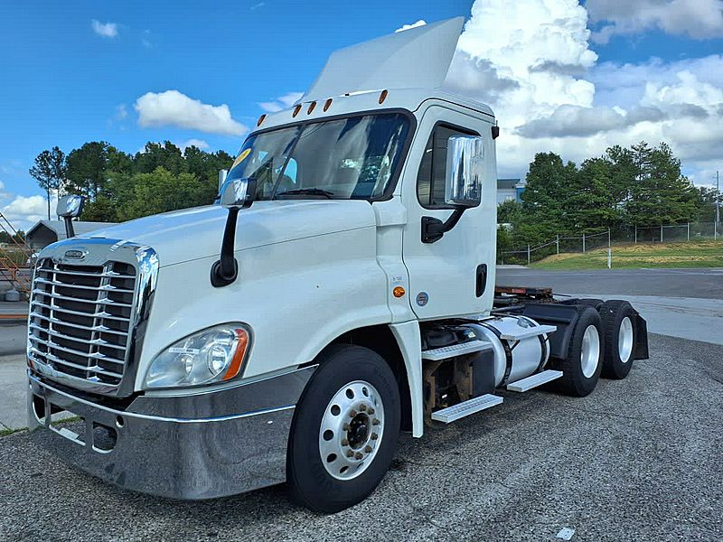 2019 Freightliner CASCADIA 125 For Sale | Day Cab | #830551