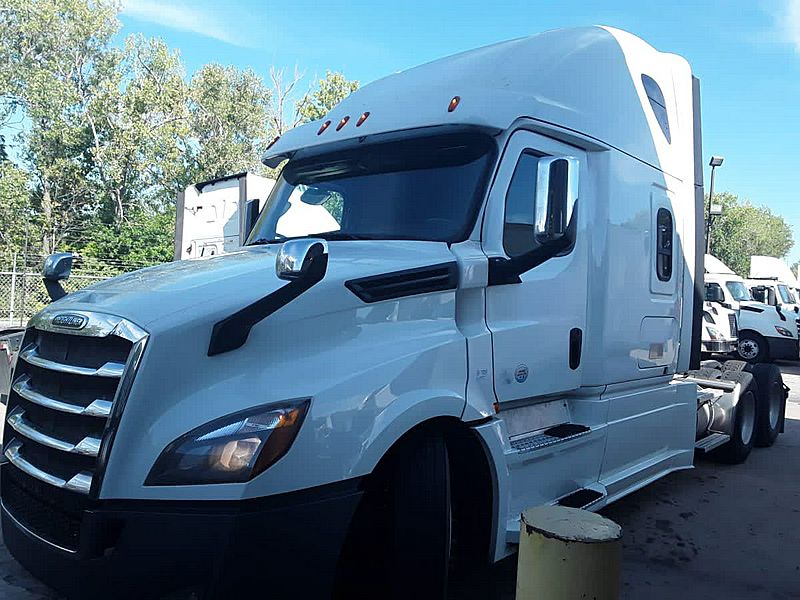 2020 Freightliner NEW CASCADIA PX12664 For Sale | 70" Sleeper | #878851
