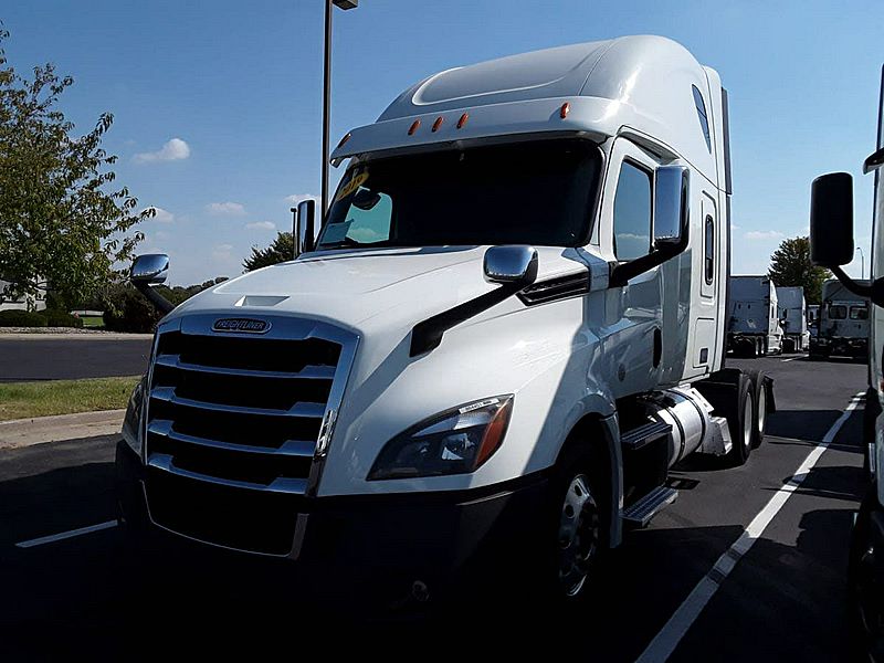 2019 Freightliner NEW CASCADIA PX12664 For Sale | 36" Sleeper | #864451