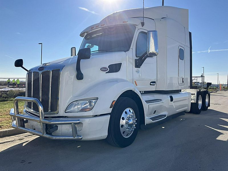 Used Peterbilt Sleeper Trucks (MX-13 450-500 HP Engines) For Sale