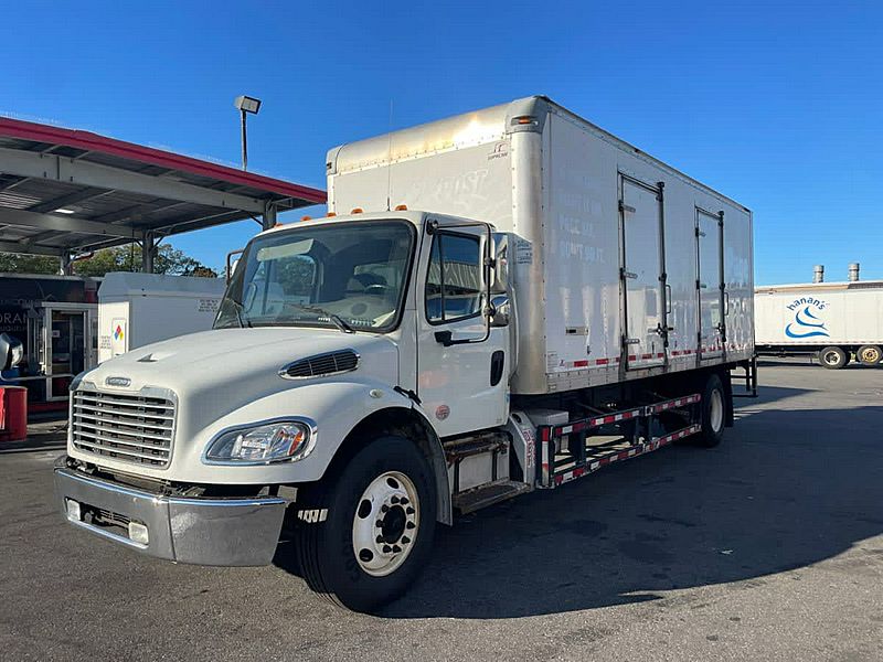 2017 Freightliner M2 106 For Sale | 24' Box | #672911