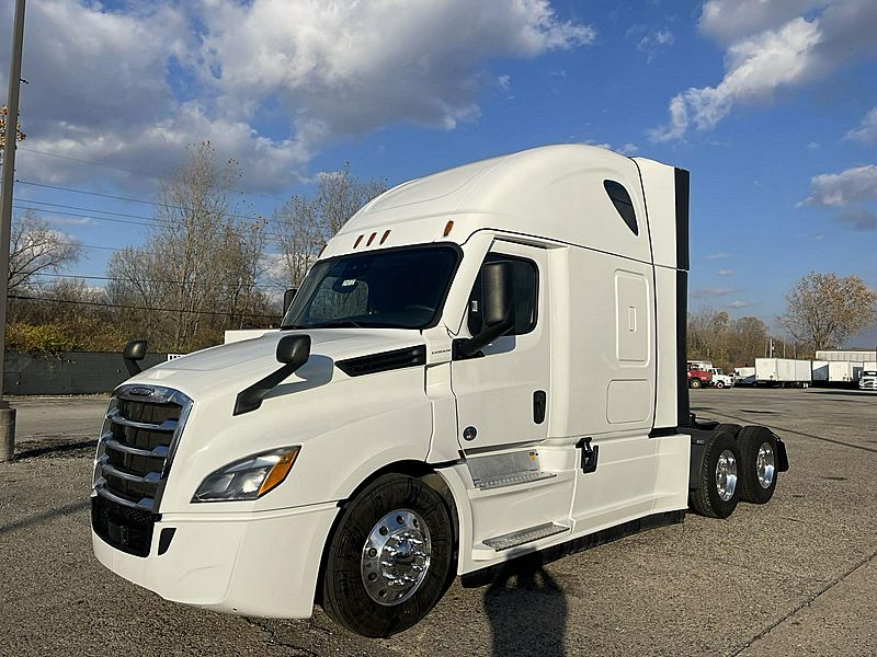 2021 Freightliner Cascadia 126 For Sale | 72" Sleeper | #24372