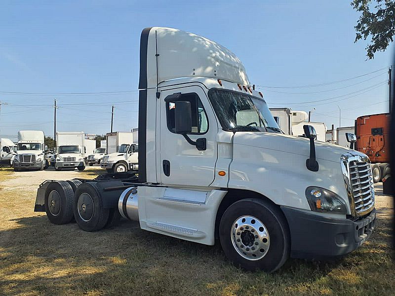 2020 Freightliner CASCADIA 125 For Sale | Day Cab | #881492