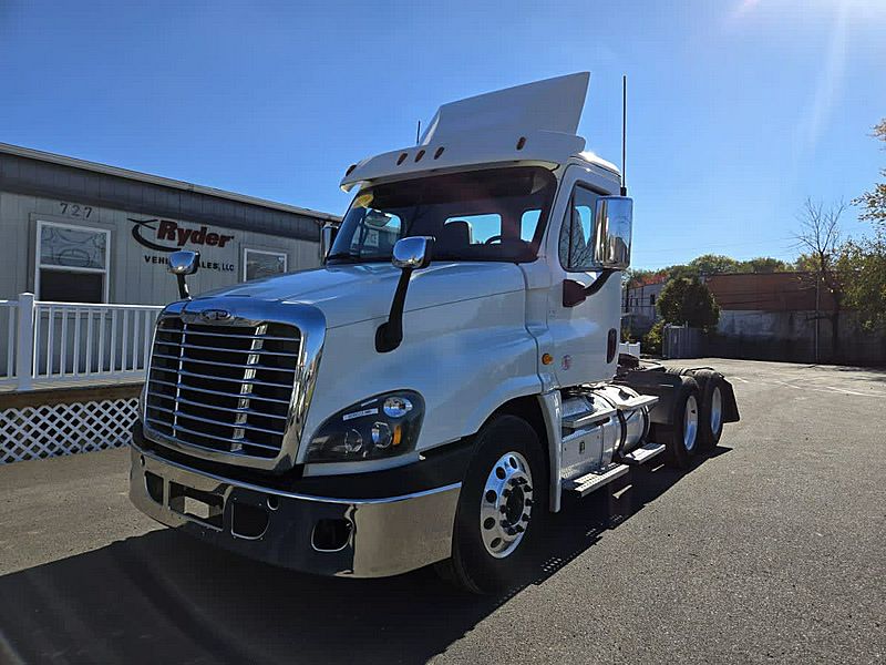 2019 Freightliner CASCADIA 125 For Sale | Day Cab | #808623