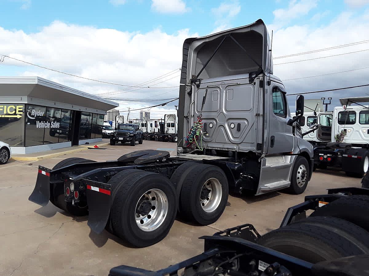 2019 Freightliner NEW CASCADIA PX12664 For Sale | Day Cab | #870148