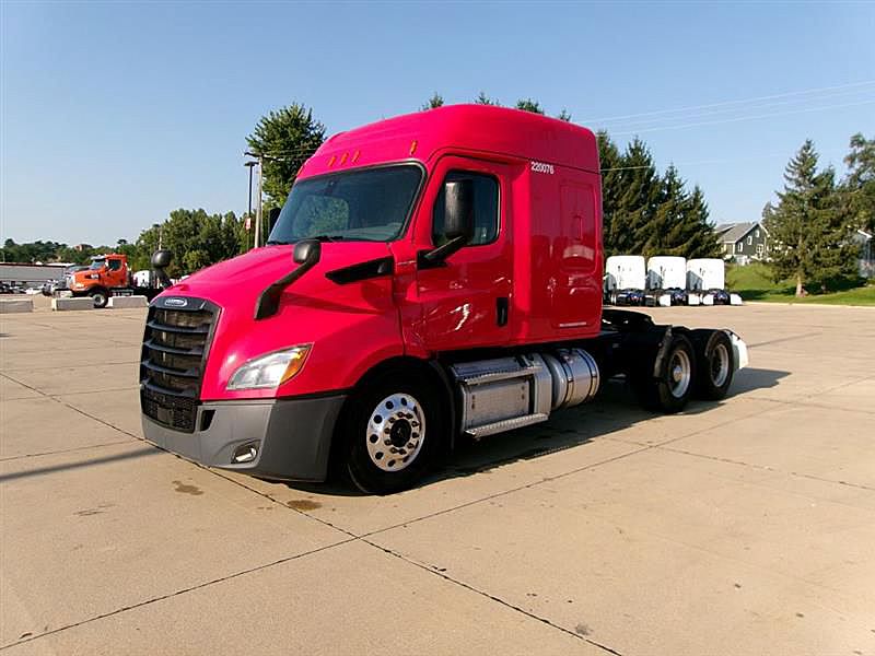2020 Freightliner Cascadia 116 For Sale | 60" Sleeper | #271849