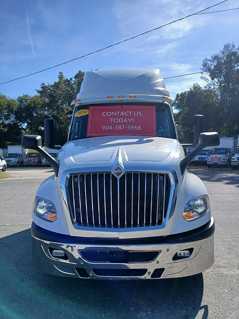 2020 International LT625 For Sale | 70" Sleeper | # 240148
