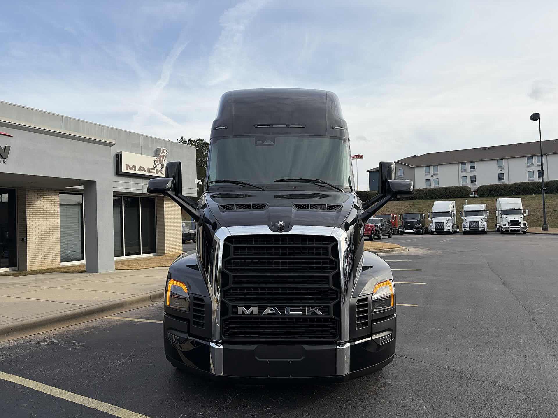 2027 Mack PR64T For Sale | 76" Sleeper | # M018373