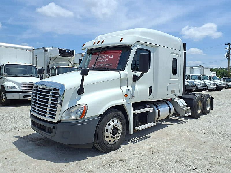 2019 Freightliner CASCADIA 125 For Sale | 58" Sleeper | #803818