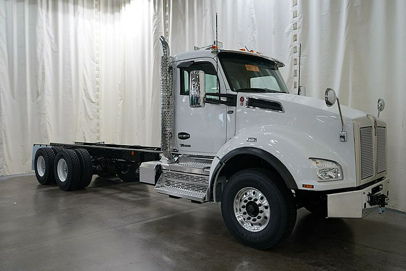 2026 Kenworth Roll-Offs (Paccar Engines) For Sale in Ontario