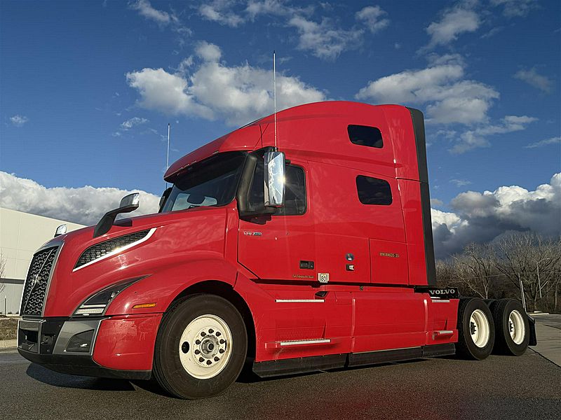 2024 Volvo Semi Trucks For Sale (New & Used)