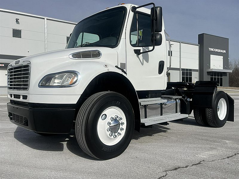 2020 Freightliner M2 106 For Sale | Day Cab | #MO11035