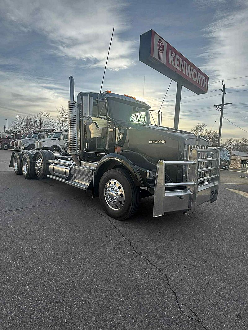 2016 Kenworth T800 For Sale | Day Cab | #0614722