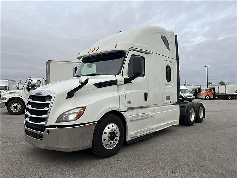 2020 Freightliner NEW CASCADIA PX12664 For Sale | 72" Sleeper | #233701