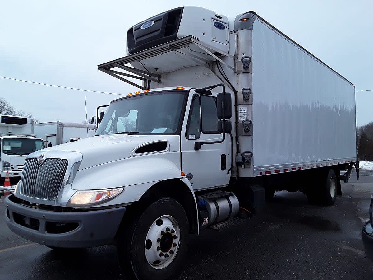 2019 International DuraStar 4300 For Sale | 26' Box | #811696