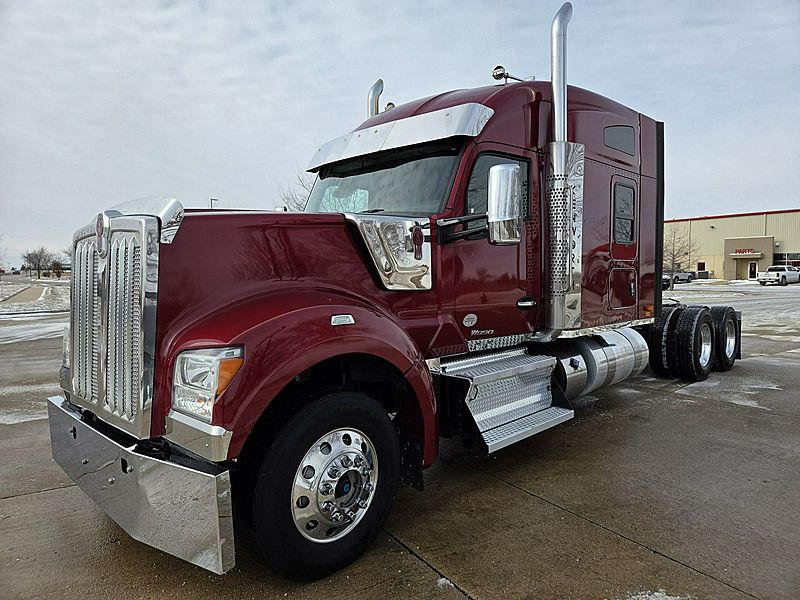 2021 Kenworth W990 For Sale | 76" Sleeper | #0618039