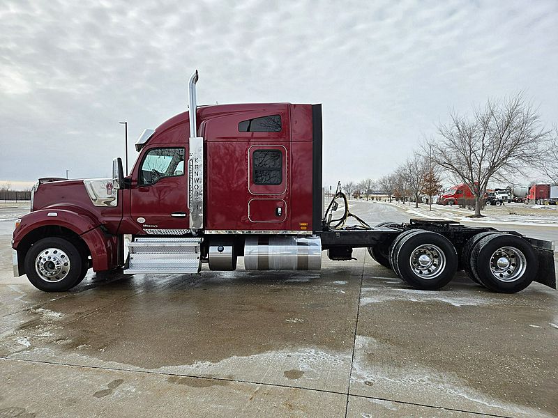 2021 Kenworth W990 For Sale | 76" Sleeper | #0618039