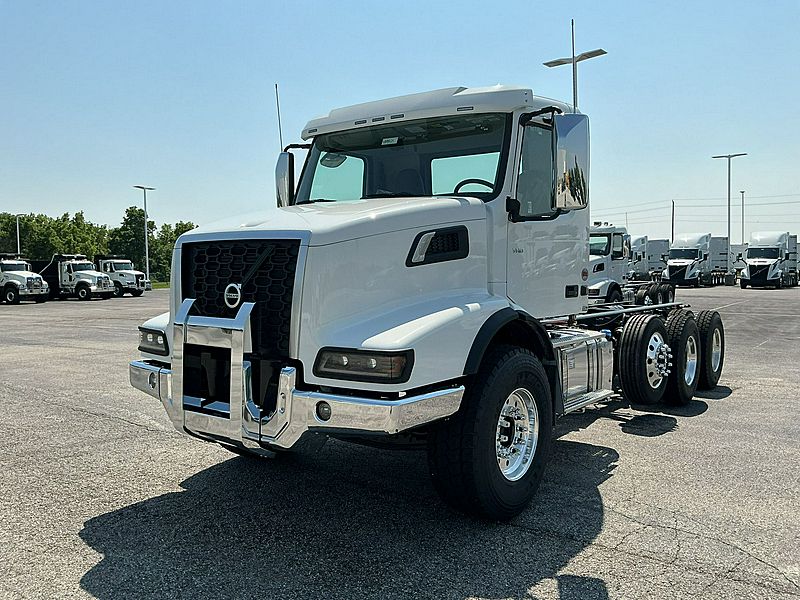 2026 Volvo VHD64B300 For Sale | Day Cab | #V698135