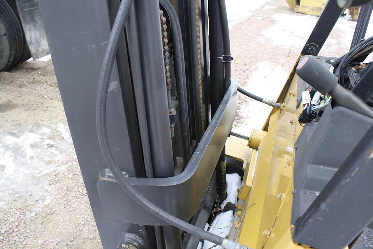 2001 Caterpillar 2EC25E Forklift For Sale | heavy equipment | #9928