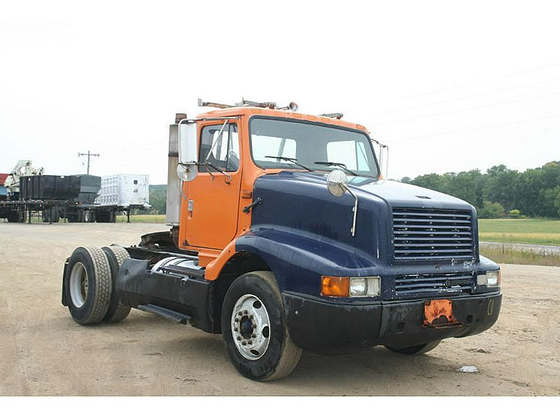 1995 International 8000 Series (For Sale) | Semi Truck | #C563