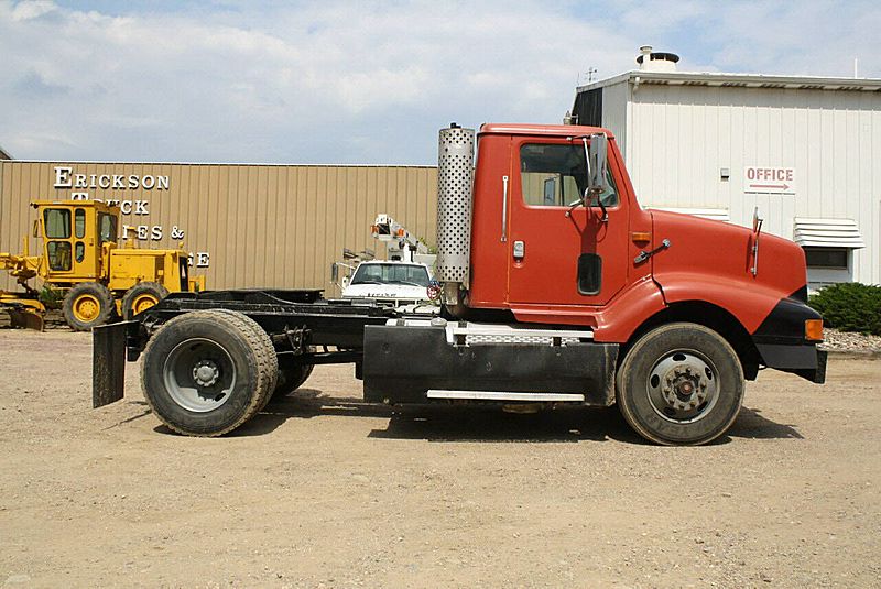 1994 International 8300 (For Sale) | Yard Spotter | #C667