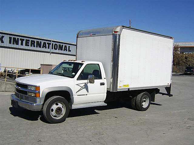 1995 Chevrolet C30 (For Sale) | Box Truck | #2976cv
