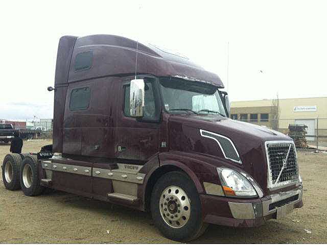 2013 Volvo VNL 780 (For Sale) | Semi Truck | #2804