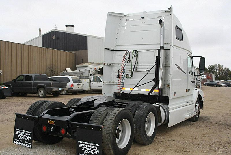 2001 Volvo VNL64T For Sale | Semi Truck | #G212