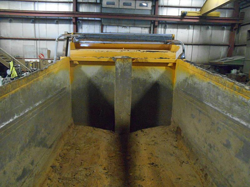 2000 Henderson Chief Granite Gravel Box (For Sale) | Gravel Box | #8081