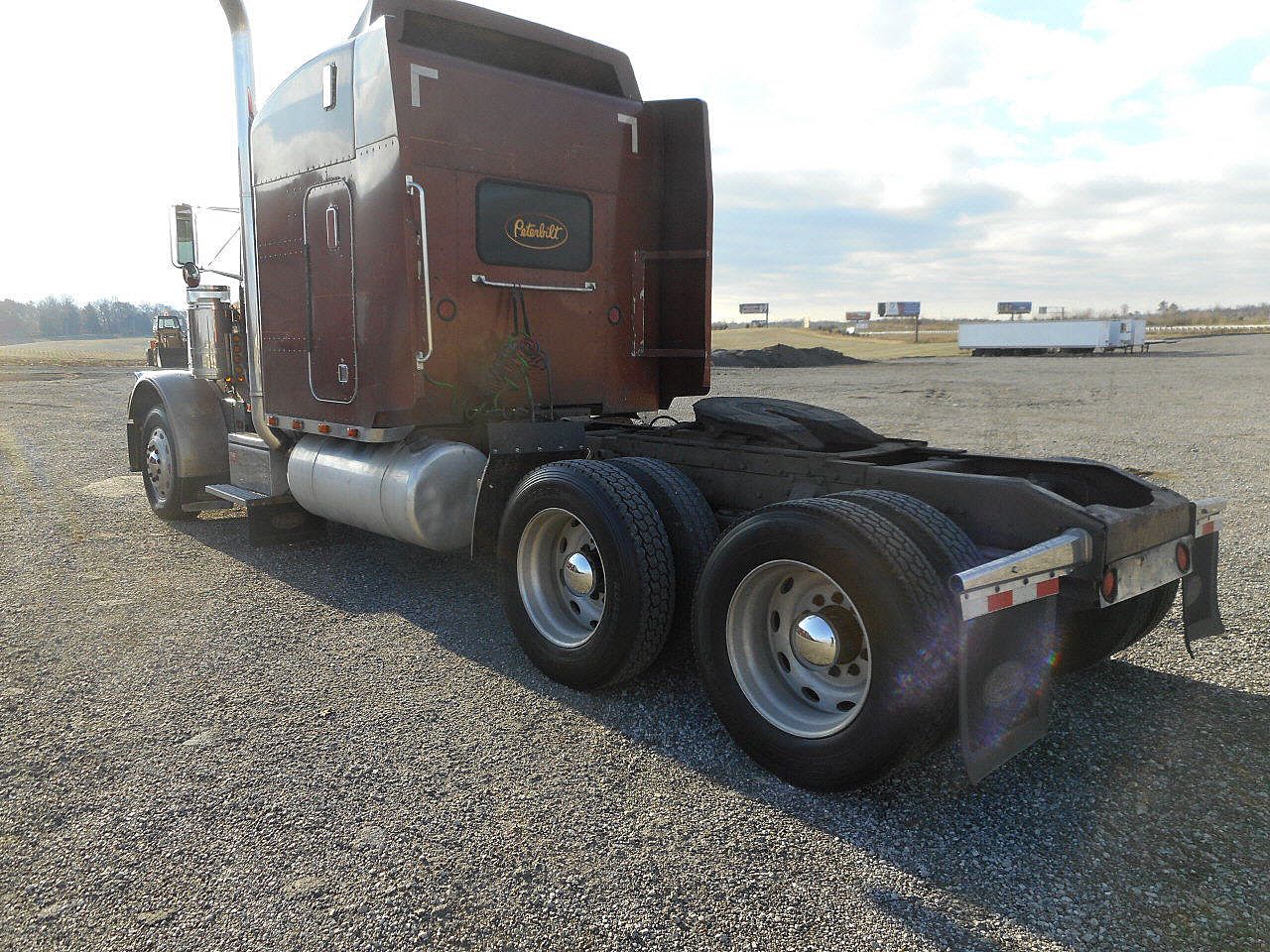 1990 Peterbilt 379 For Sale | 63" Sleeper | #XGA552