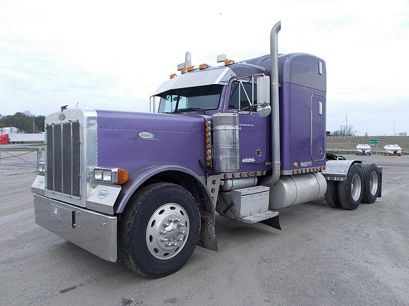 1997 Peterbilt 379 For Sale | 63" Sleeper | #GA540
